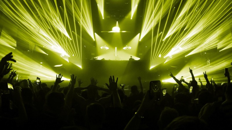 Rave Life • Electronic Clubs, Festivals, Parties & 24/7 Raves